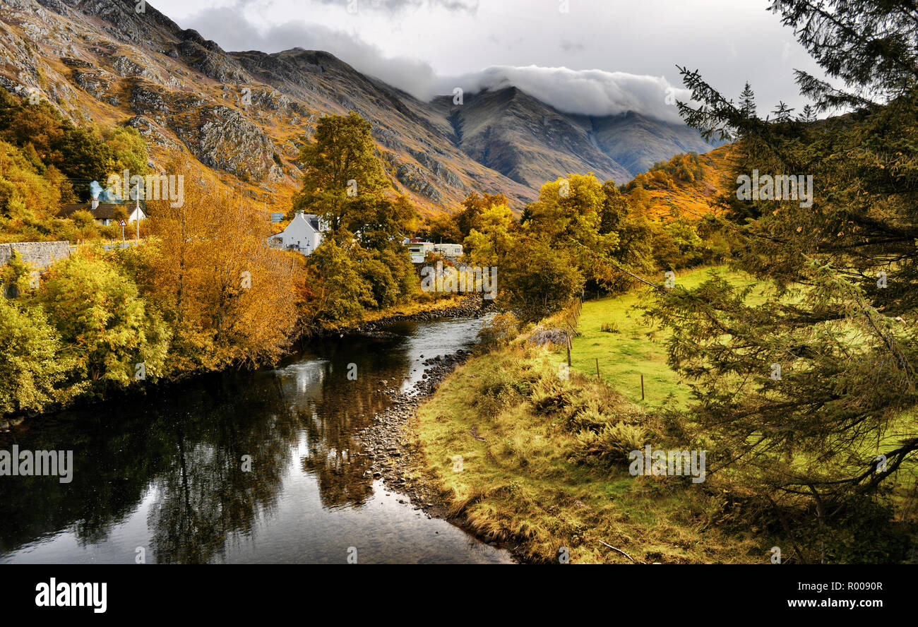Shiel bridge -Fotos und -Bildmaterial in hoher Auflösung – Alamy