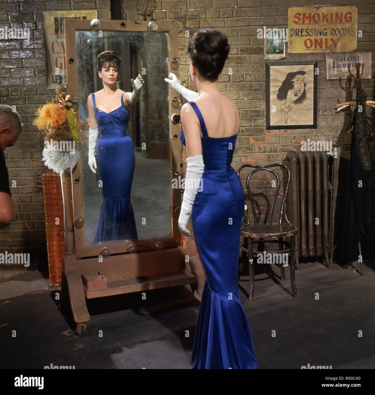 Gypsy natalie wood 1962 -Fotos und -Bildmaterial in hoher Auflösung – Alamy