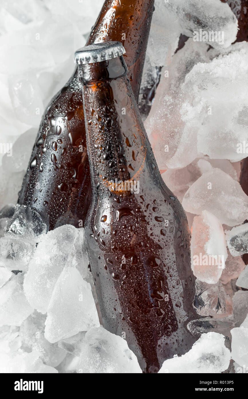 Eisige flasche -Fotos und -Bildmaterial in hoher Auflösung – Alamy