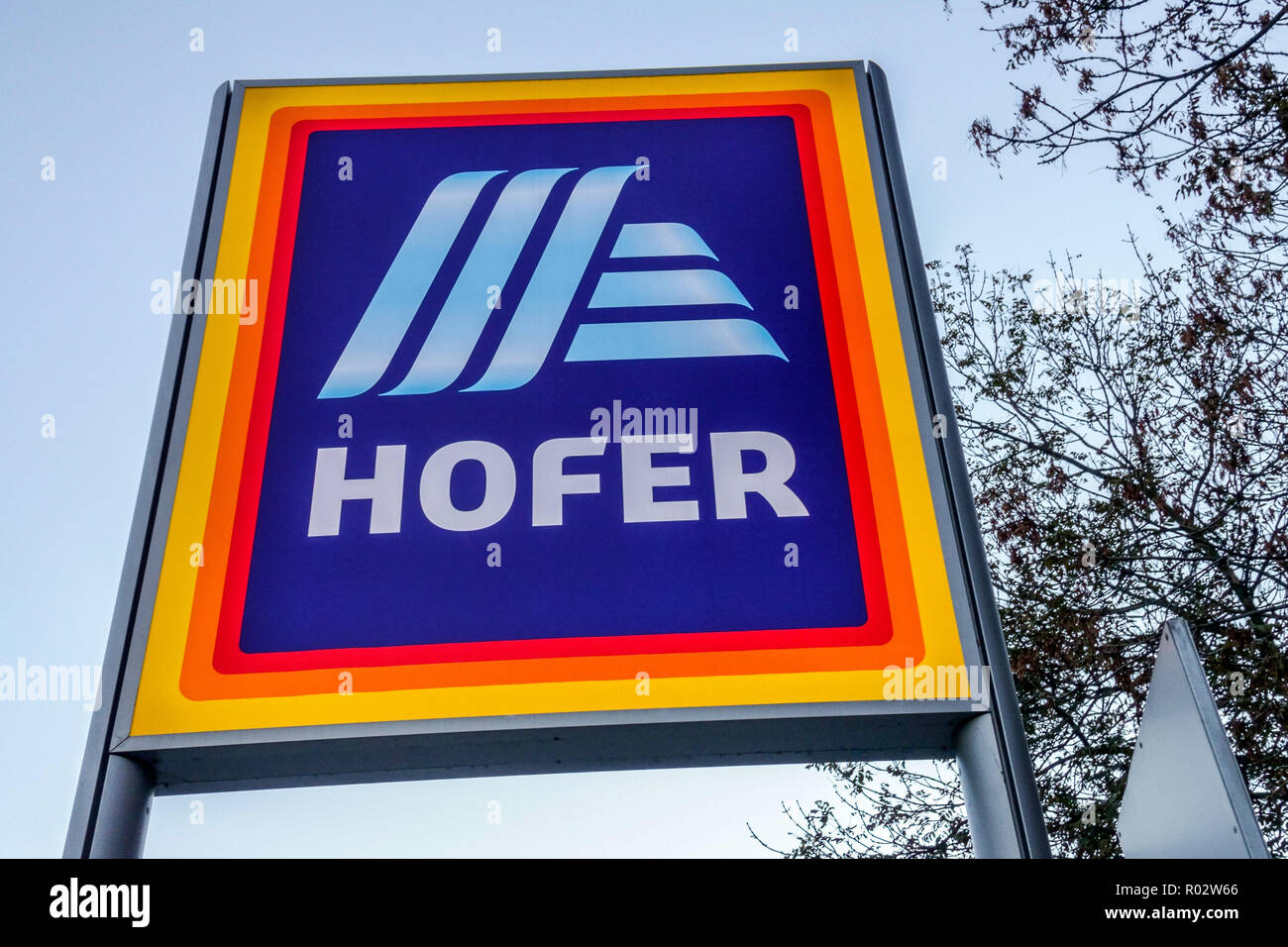 Hofer logo -Fotos und -Bildmaterial in hoher Auflösung – Alamy