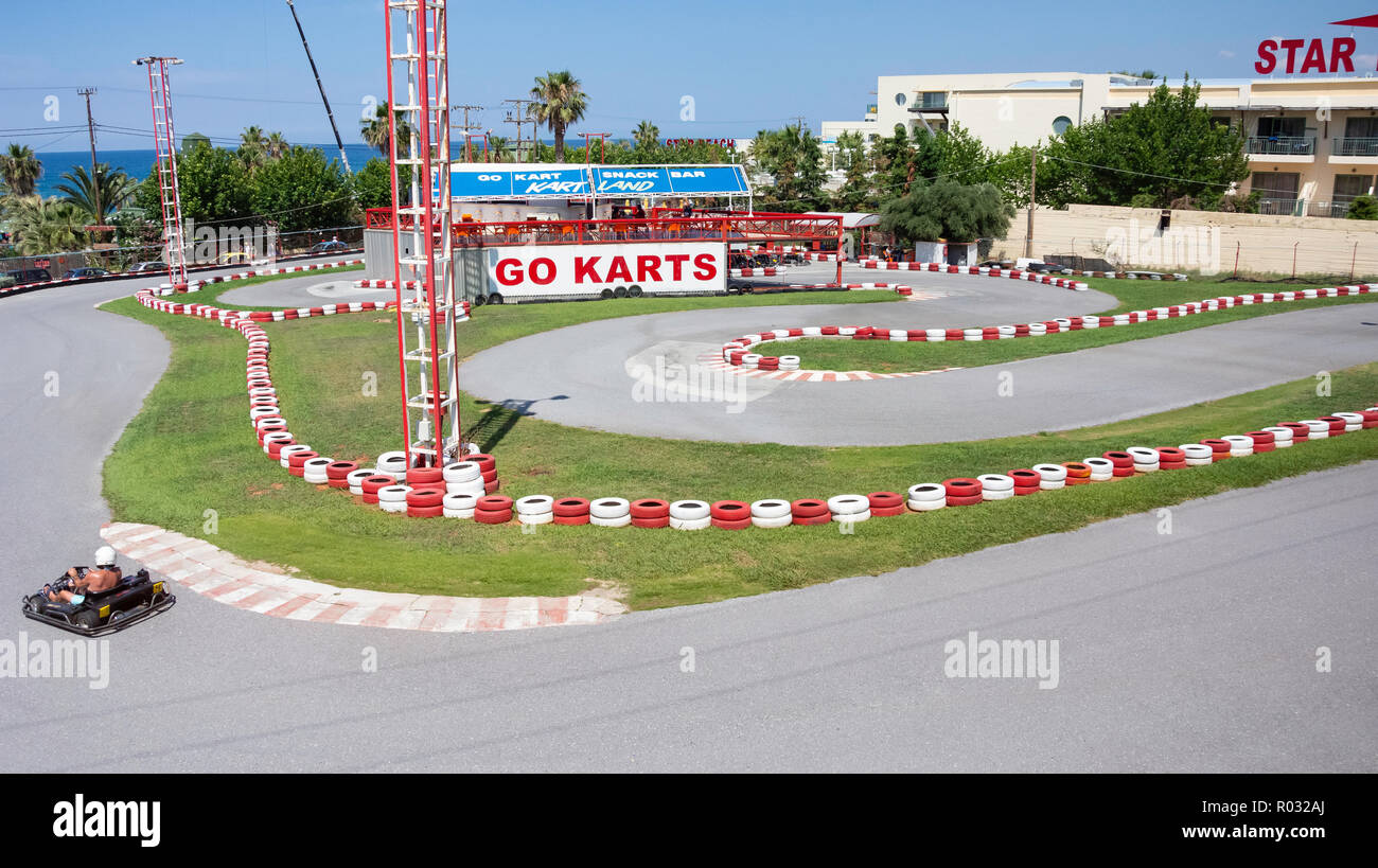 Go kart -Fotos und -Bildmaterial in hoher Auflösung – Alamy