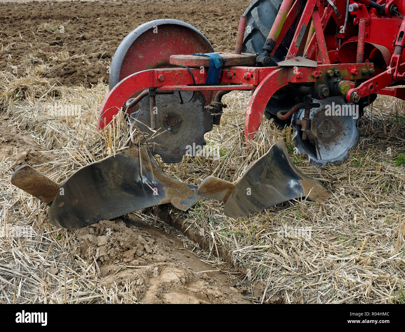 2 furche -Fotos und -Bildmaterial in hoher Auflösung – Alamy