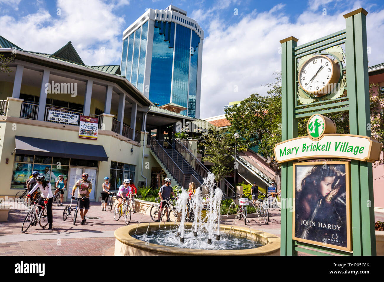 Dorf fahrradladen -Fotos und -Bildmaterial in hoher Auflösung – Alamy