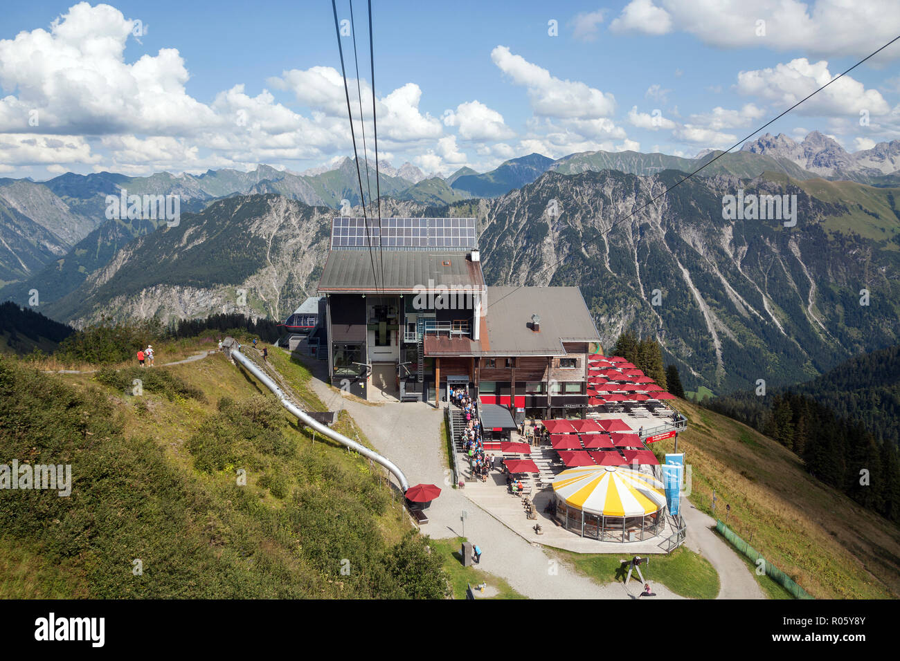 Seilbahn, Fellhornbahn, station Schlappoldsee, Fellhorn, hinter ...