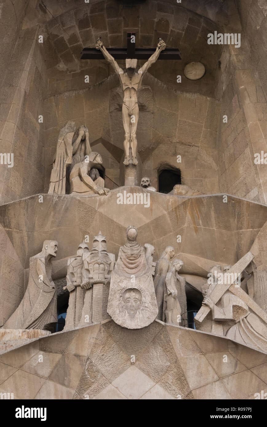 Jesus Auf Kreuz Sagrada Familia Stockfotos und -bilder Kaufen - Alamy