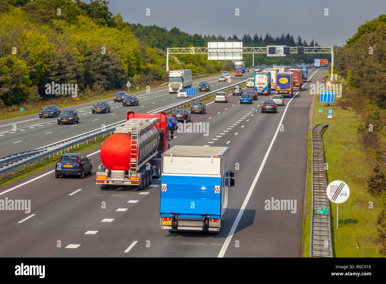 Stau autobahn autobahnen verkehrszeichen verkehrszeichen verkehr -Fotos ...