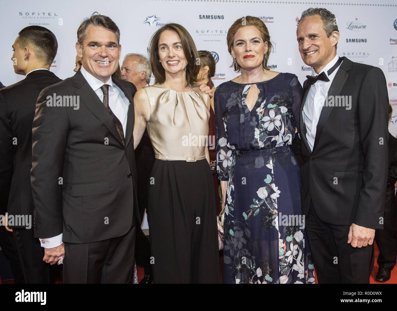 03. November 2018, Hessen, Frankfurt/Main: Marco van den Berg (L-R ...