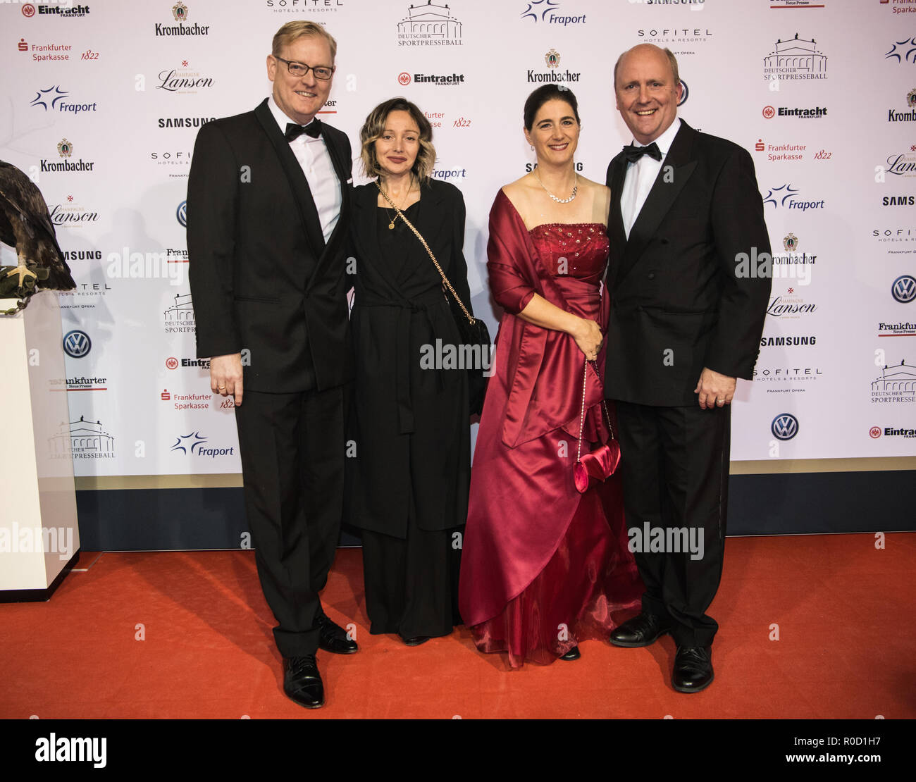 03. November 2018, Hessen, Frankfurt/Main: Markus Frank (l-r, CDU ...