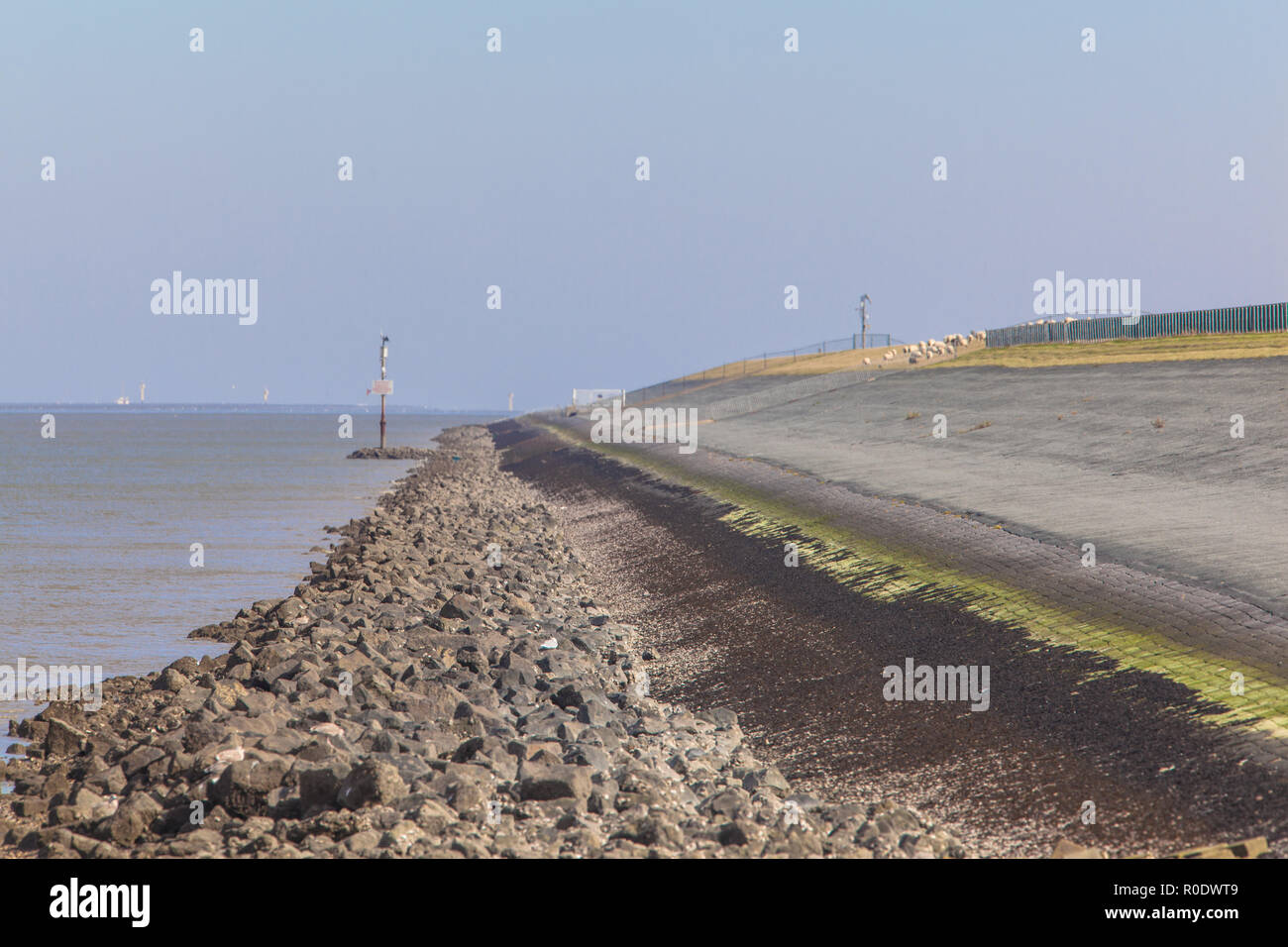 Deichbau nordsee -Fotos und -Bildmaterial in hoher Auflösung – Alamy