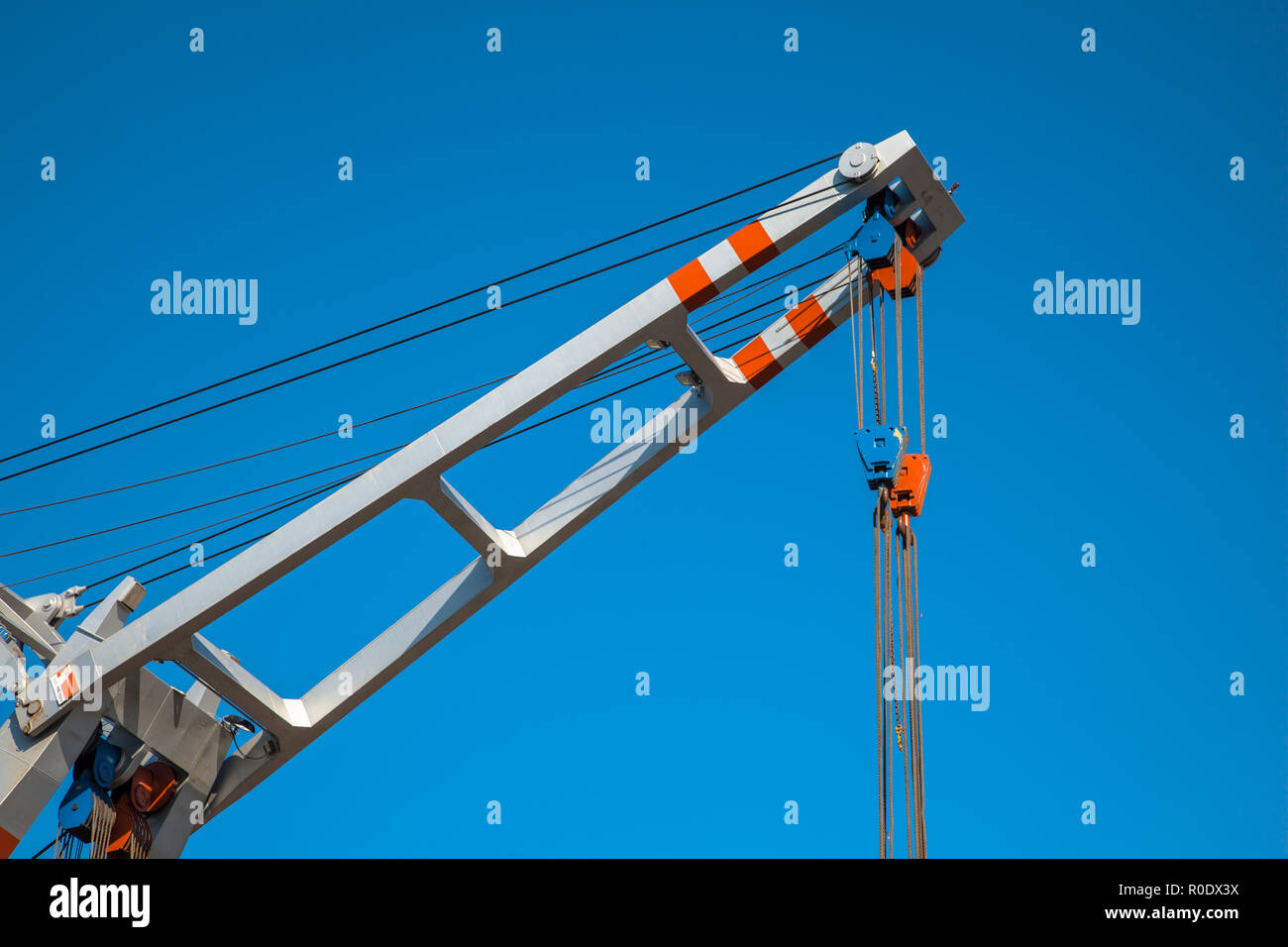 Schiffsbau aus eisen und stahl -Fotos und -Bildmaterial in hoher ...