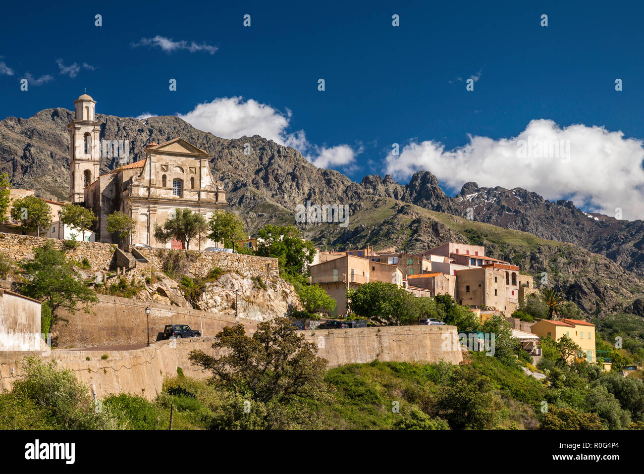 Monte kommune -Fotos und -Bildmaterial in hoher Auflösung – Alamy