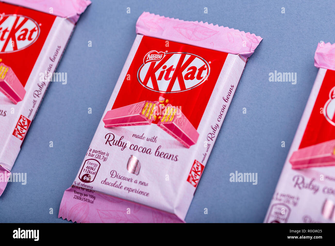 Kitkat rubinschokolade -Fotos und -Bildmaterial in hoher Auflösung – Alamy