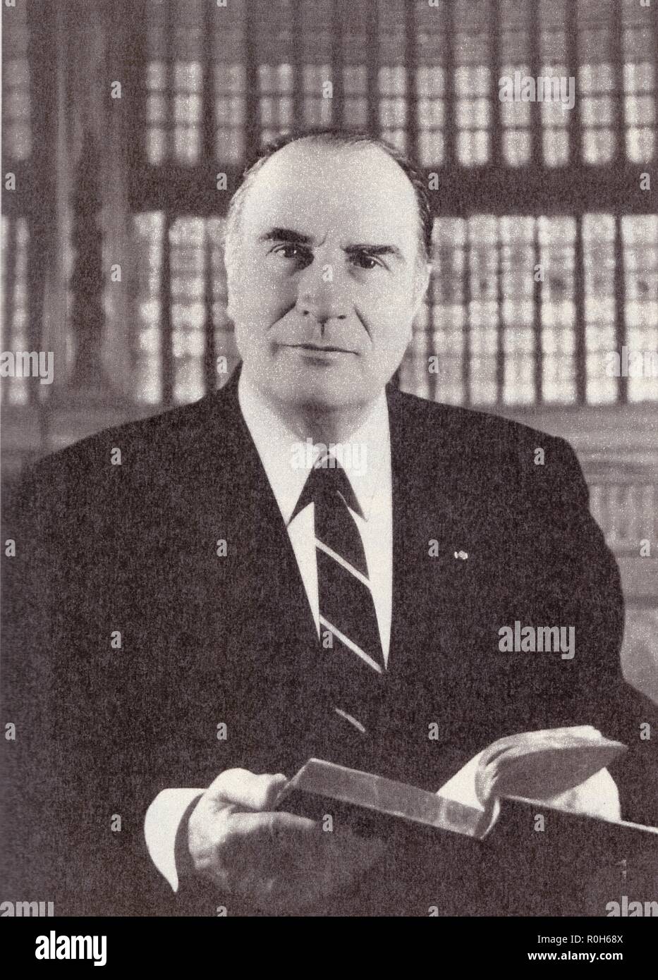 Mitterrand françois -Fotos und -Bildmaterial in hoher Auflösung – Alamy