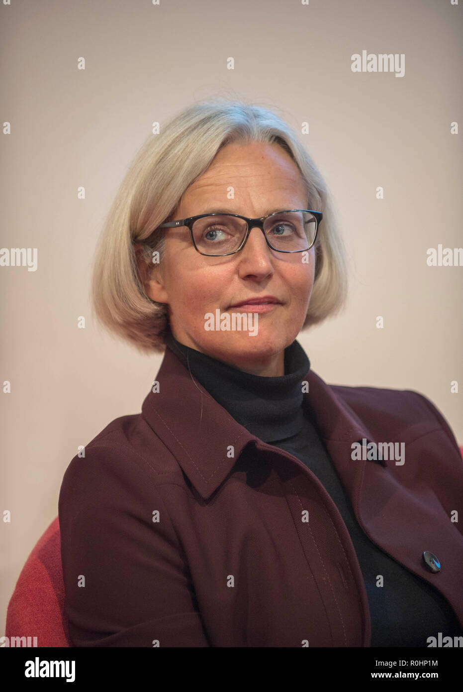 Frankfurt am Main, Deutschland. 10 Okt, 2018. Christiane Hoffmann ...