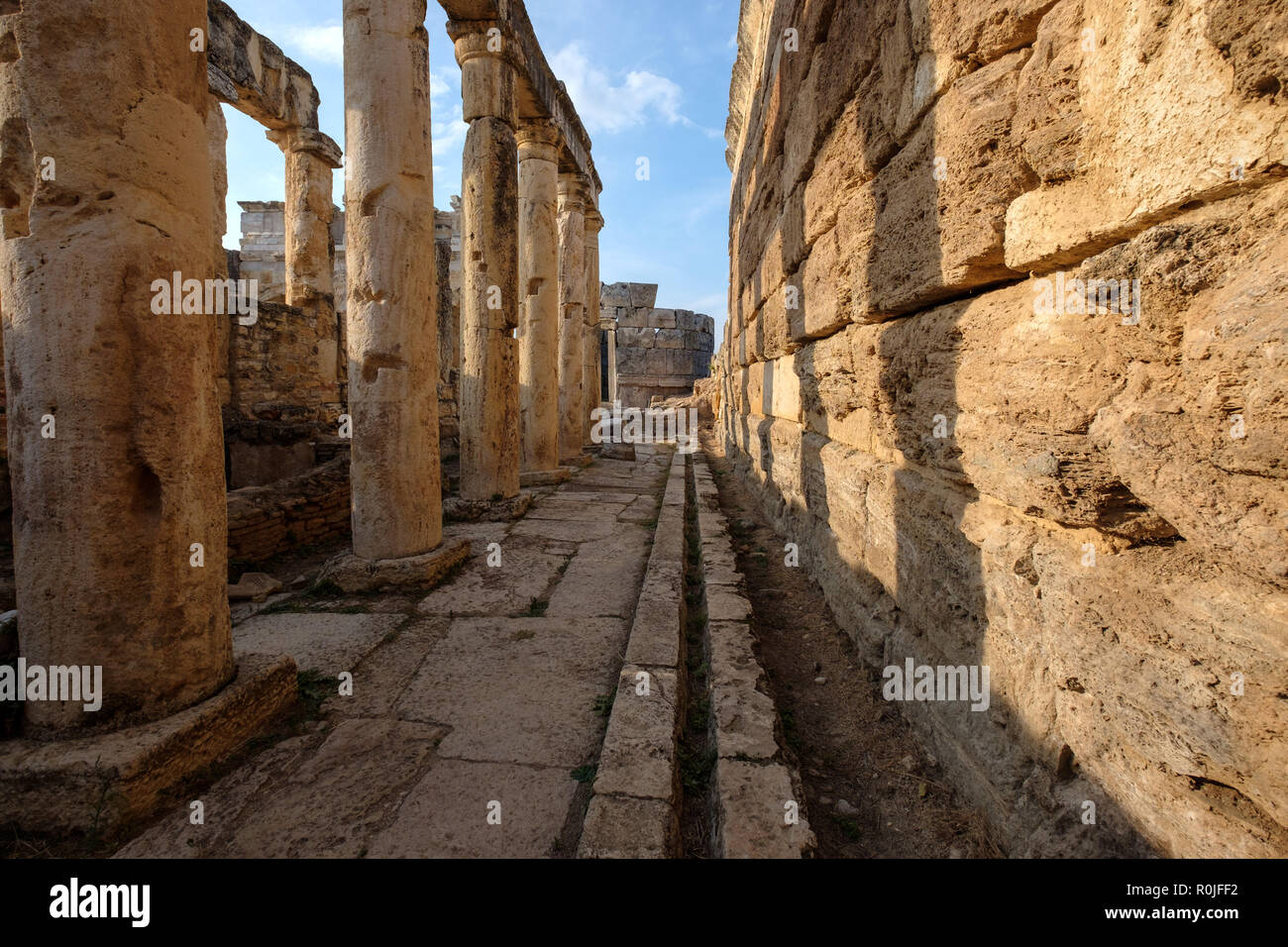 Römische latrinen -Fotos und -Bildmaterial in hoher Auflösung – Alamy