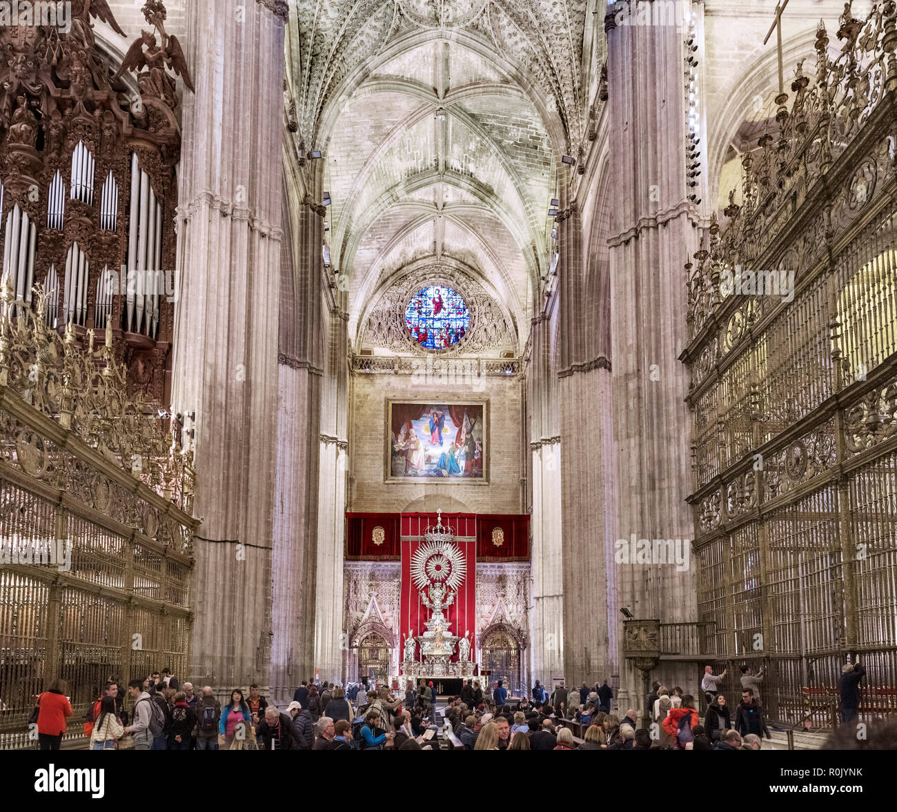 Seville Cathedral Altar Stockfotos und -bilder Kaufen - Alamy