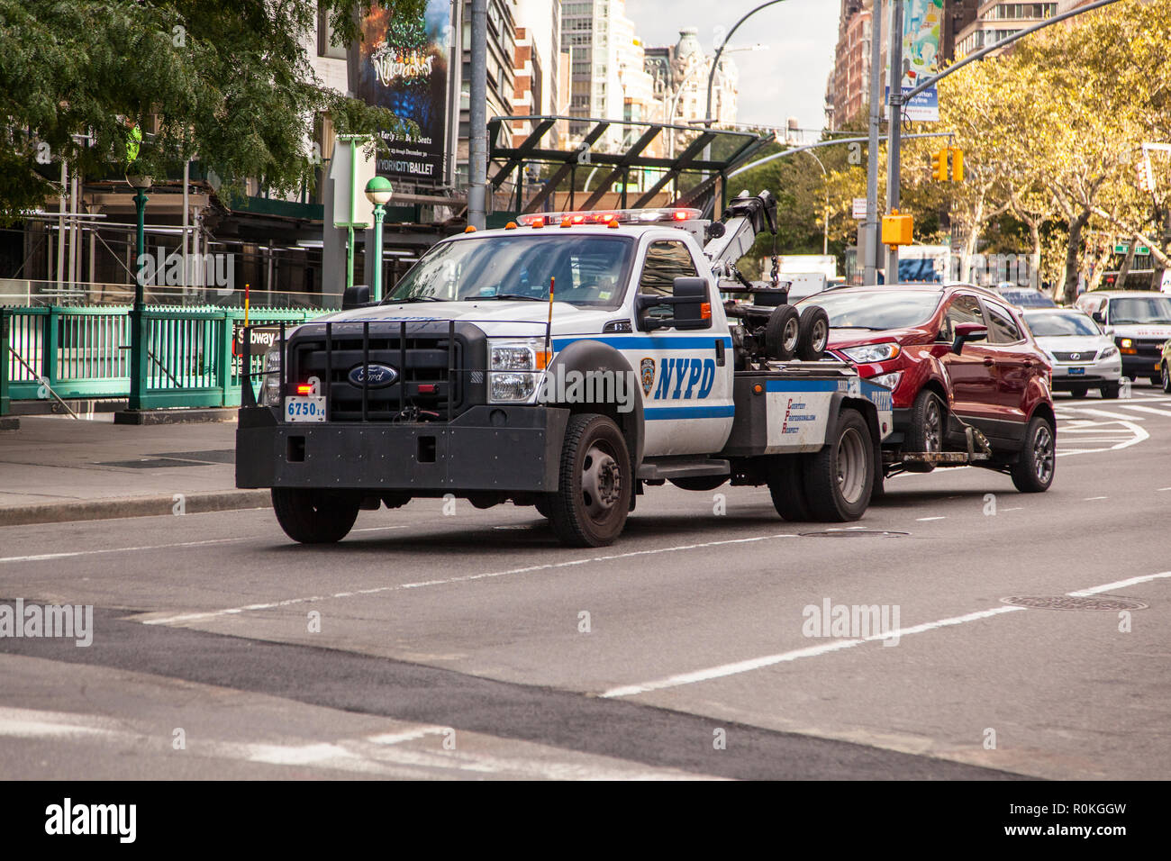 Abschleppwagen der polizei -Fotos und -Bildmaterial in hoher Auflösung ...