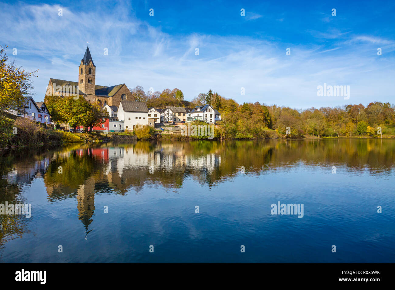 Naturpark Vulkaneifel Stockfotos & Naturpark Vulkaneifel Bilder - Alamy