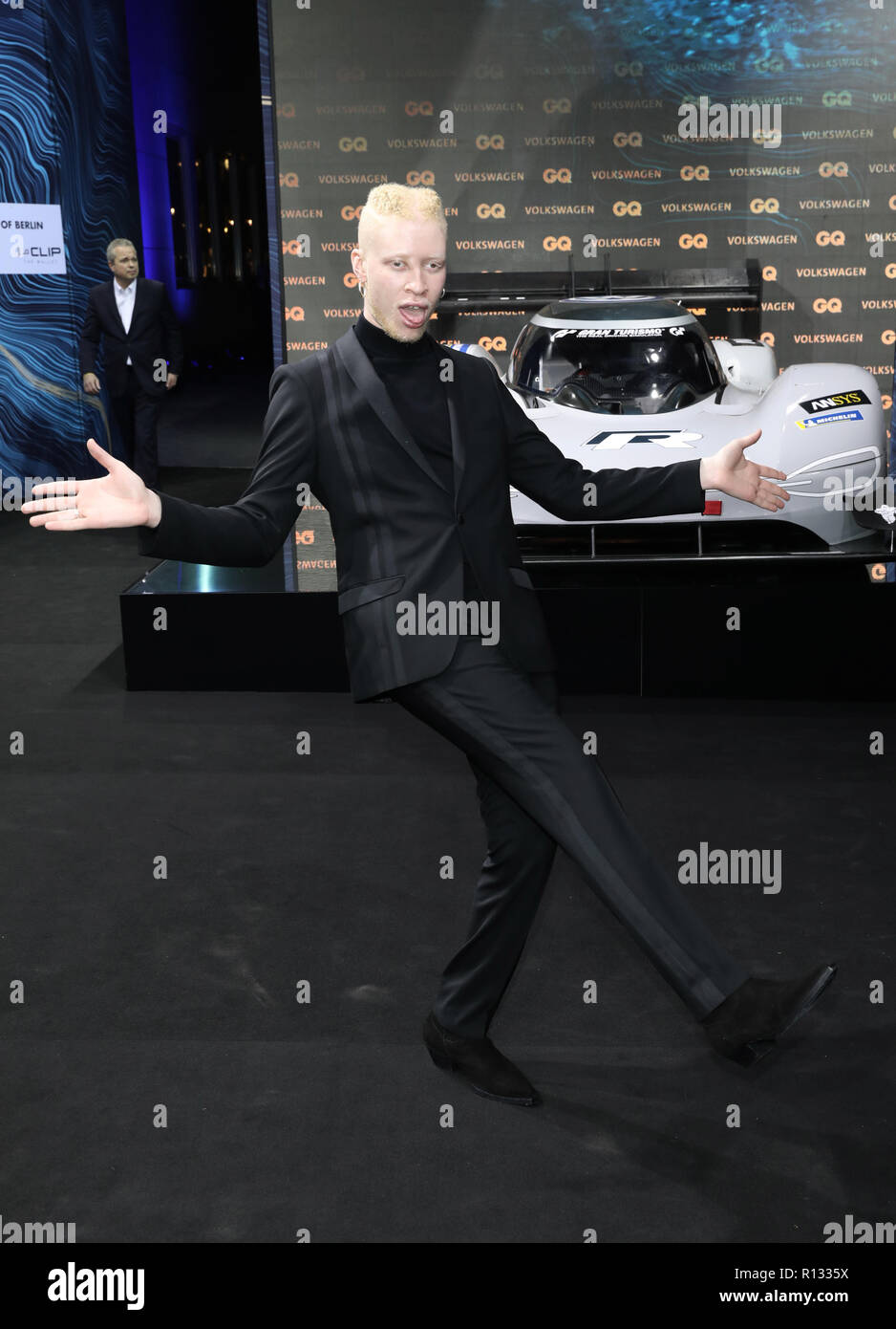 Albino model shaun ross -Fotos und -Bildmaterial in hoher Auflösung – Alamy