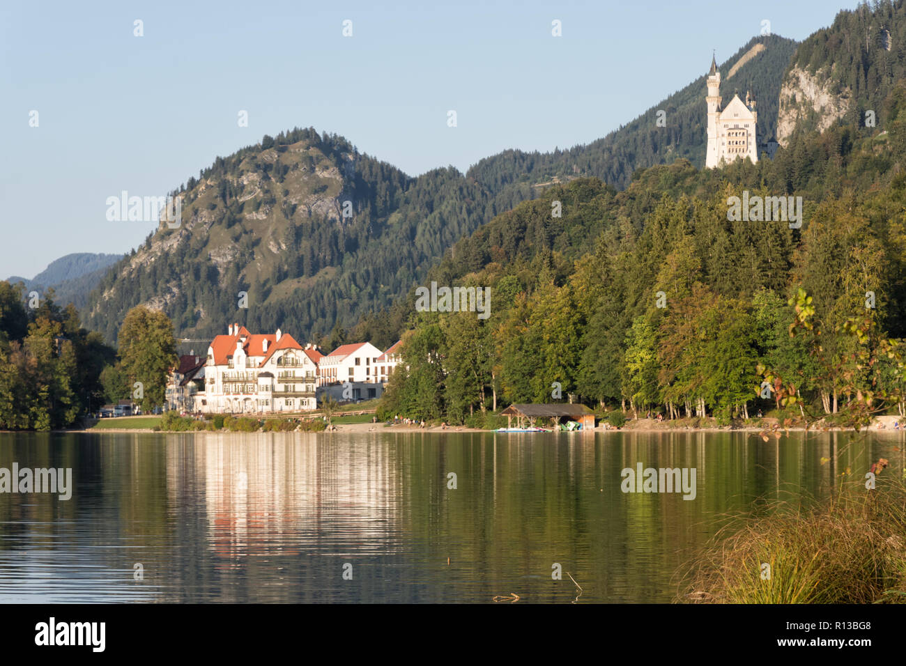 Alpsee, Füssen, mit Neuschwanstein, Restaurant Alpenrose am See an ...