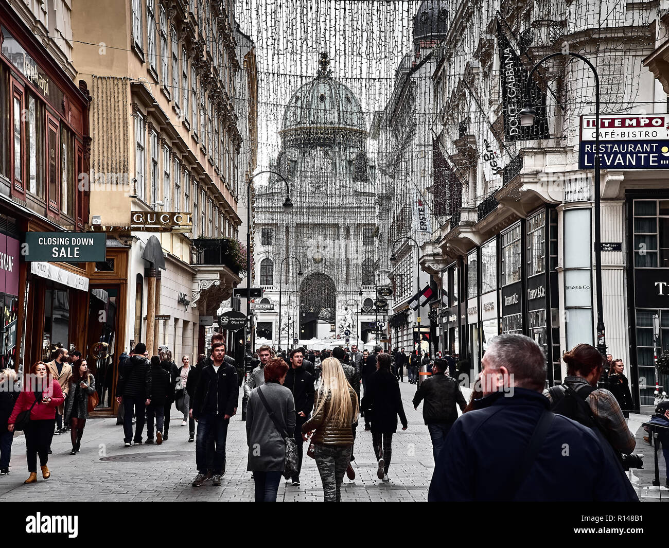 Wien, Österreich - November 1, 2018 - Blick auf die Hofburg in Wien ...