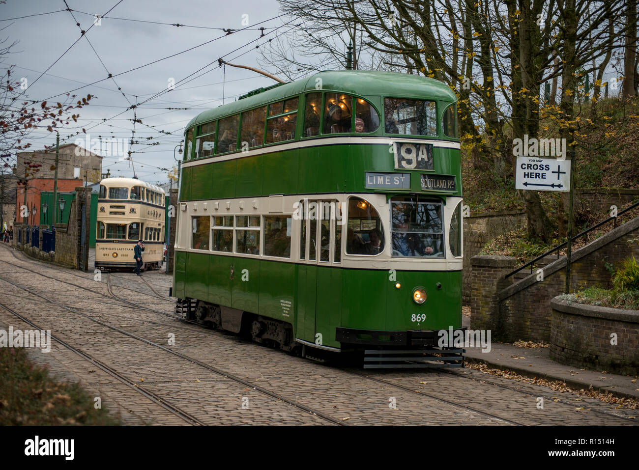 Baby grand straßenbahn -Fotos und -Bildmaterial in hoher Auflösung – Alamy