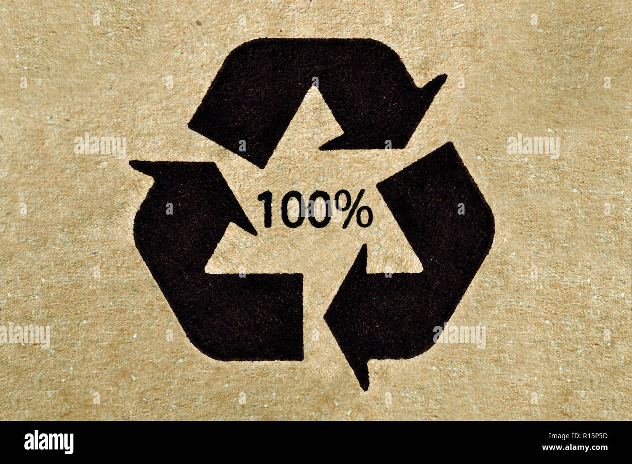 Recycling symbol for cardboard -Fotos und -Bildmaterial in hoher ...