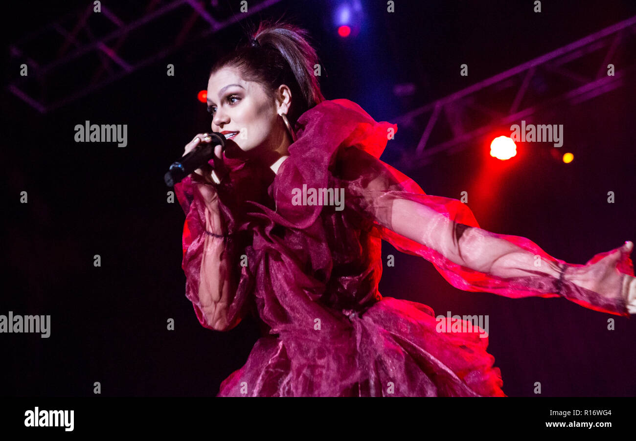 Jessie J Stockfotos und -bilder Kaufen - Alamy