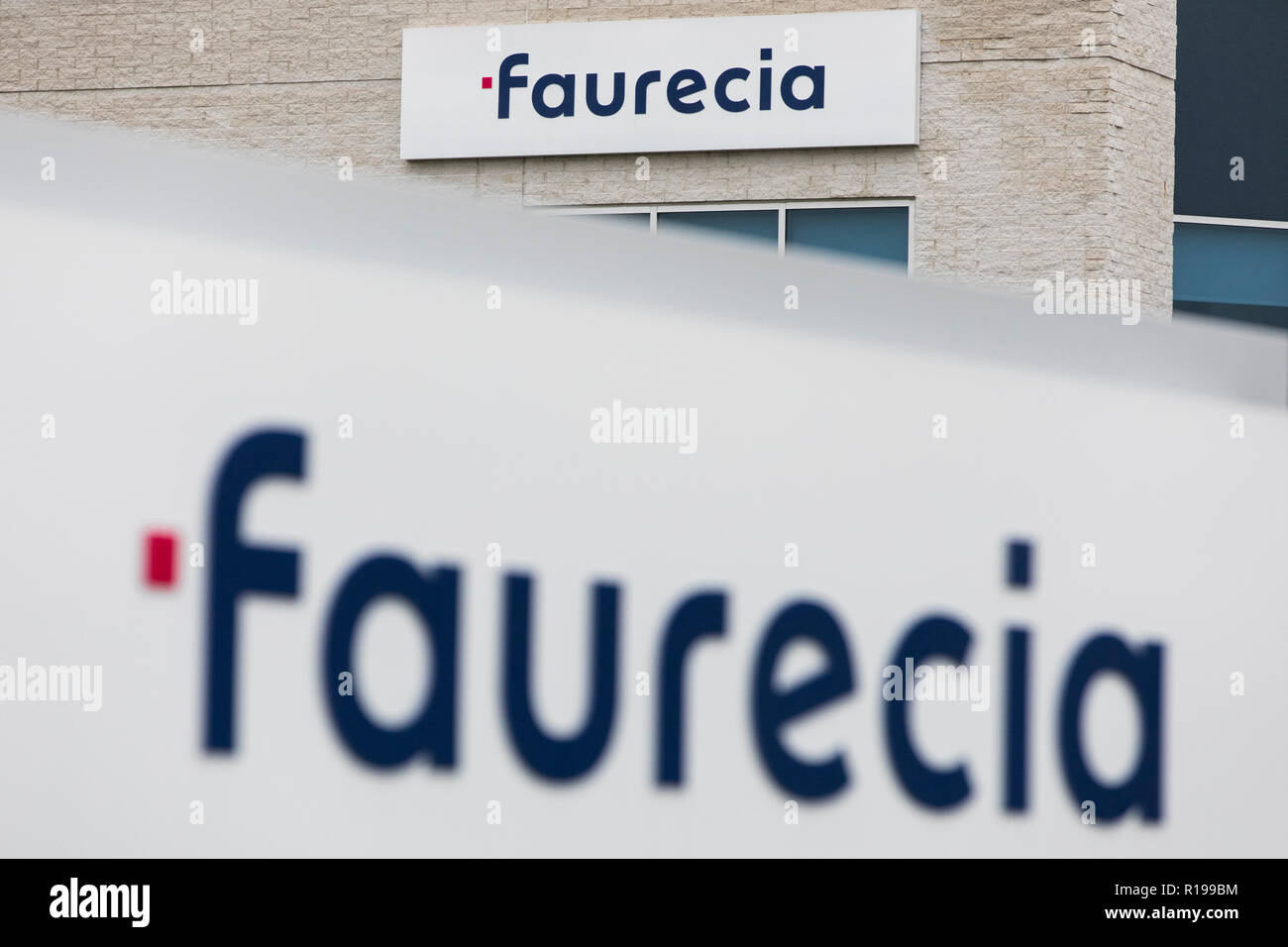 Faurecia logo -Fotos und -Bildmaterial in hoher Auflösung – Alamy