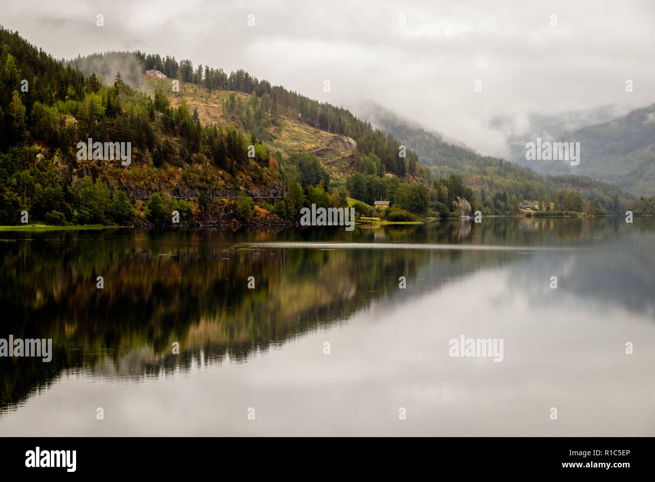 Insel utoya norwegen -Fotos und -Bildmaterial in hoher Auflösung – Alamy