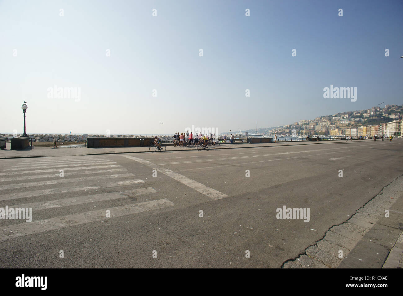 Via caracciolo napoli -Fotos und -Bildmaterial in hoher Auflösung – Alamy