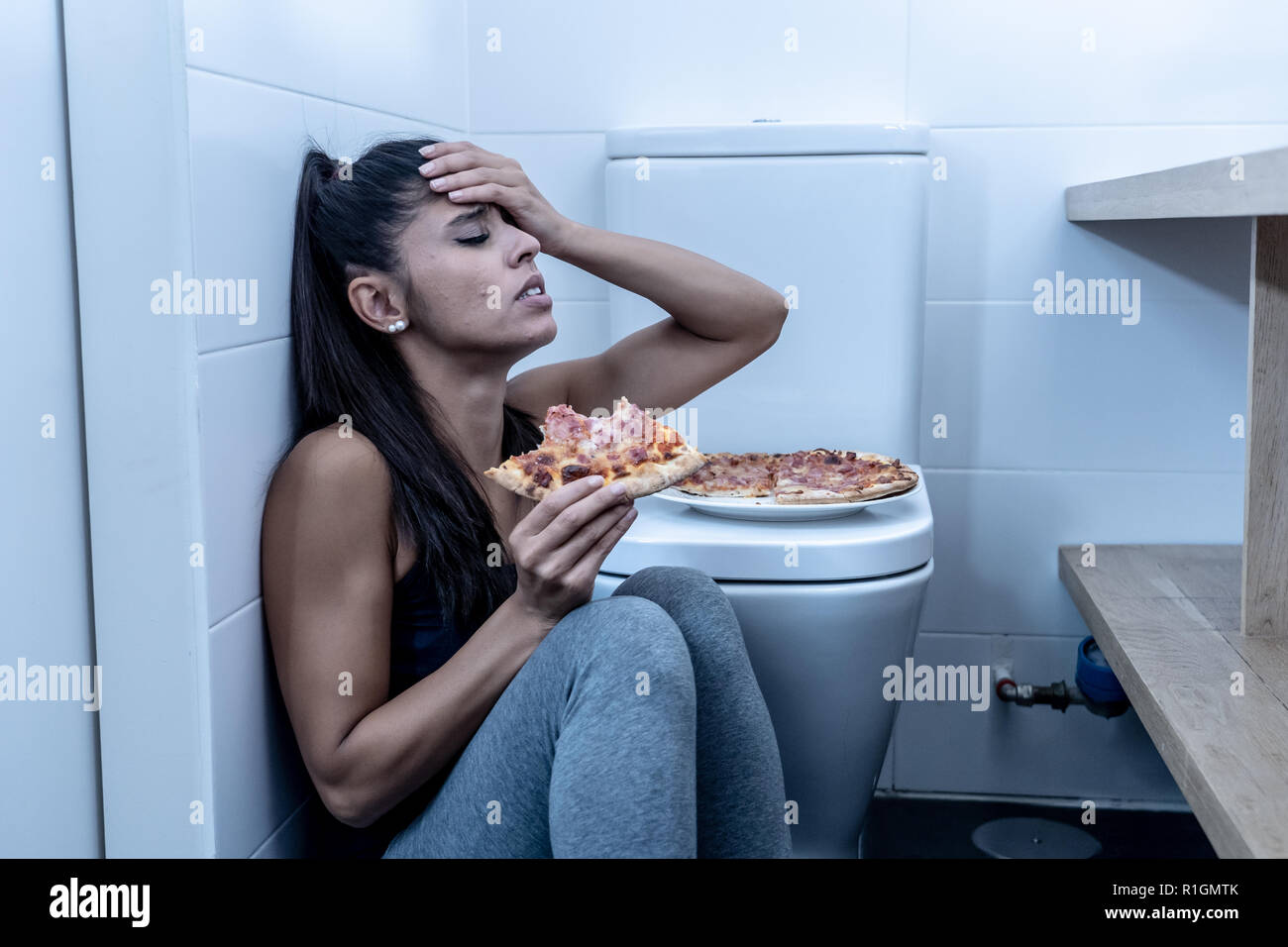 Anorexic teen girl -Fotos und -Bildmaterial in hoher Auflösung – Alamy