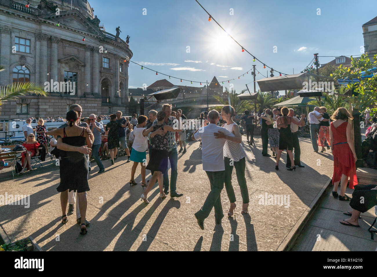 Spree, Strandbar in Mitte, Strandbar, Open air Tanz, Berlin ...