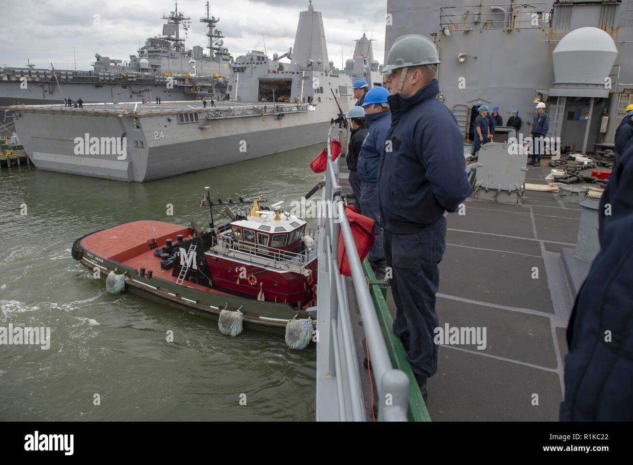 U s army tug boat -Fotos und -Bildmaterial in hoher Auflösung – Alamy