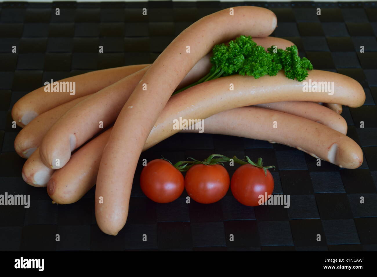Wiener Würstchen ("Wiener Würstchen" oder "Frankfurter Würst") auf ...