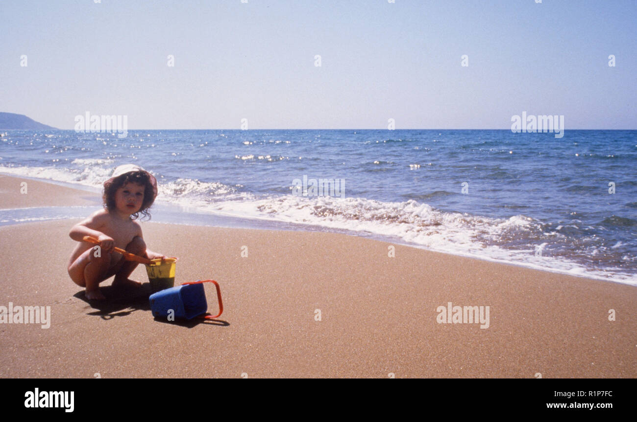 Kind sommer 80er -Fotos und -Bildmaterial in hoher Auflösung – Alamy