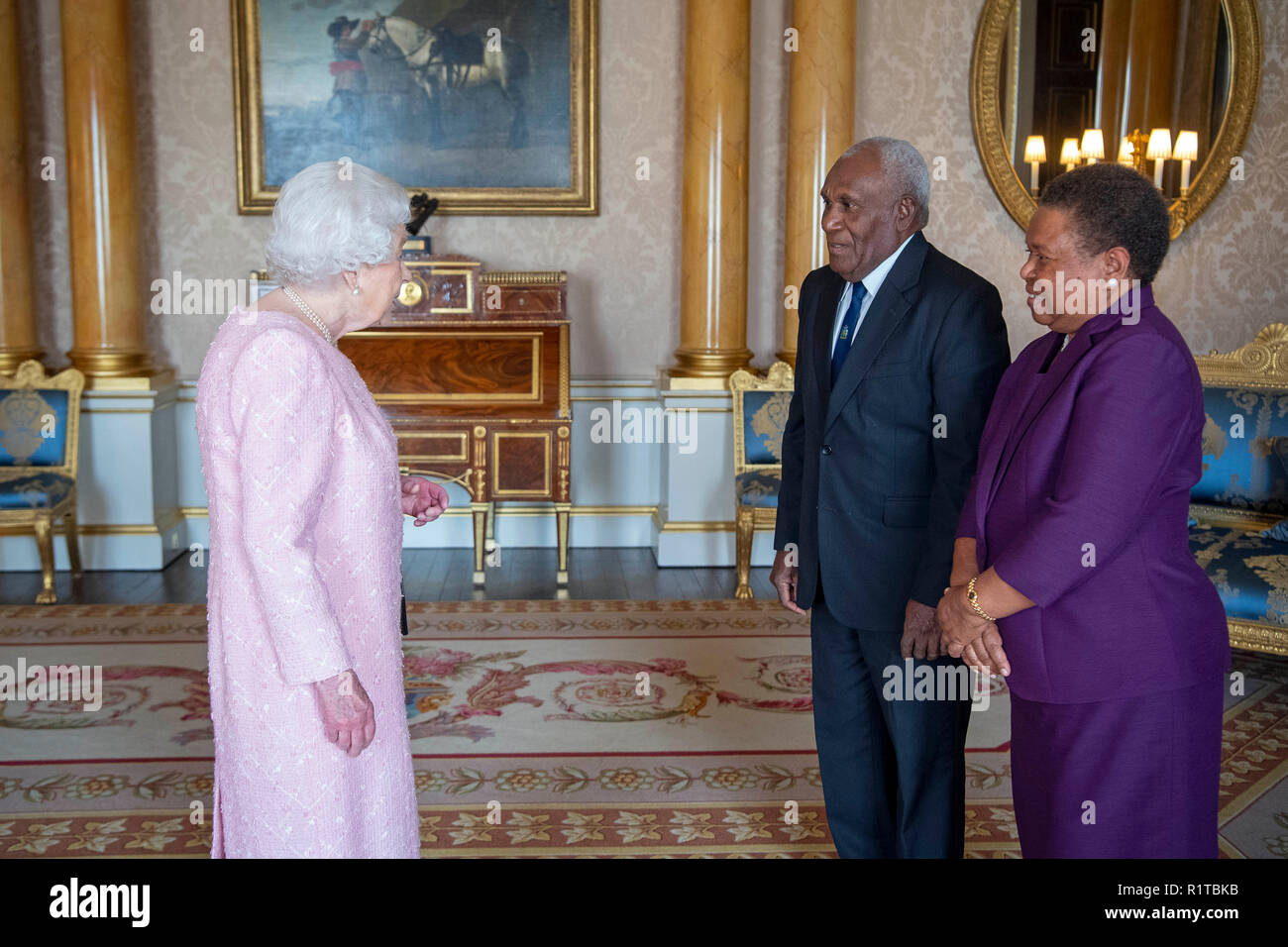 Governor general of the solomon islands -Fotos und -Bildmaterial in ...