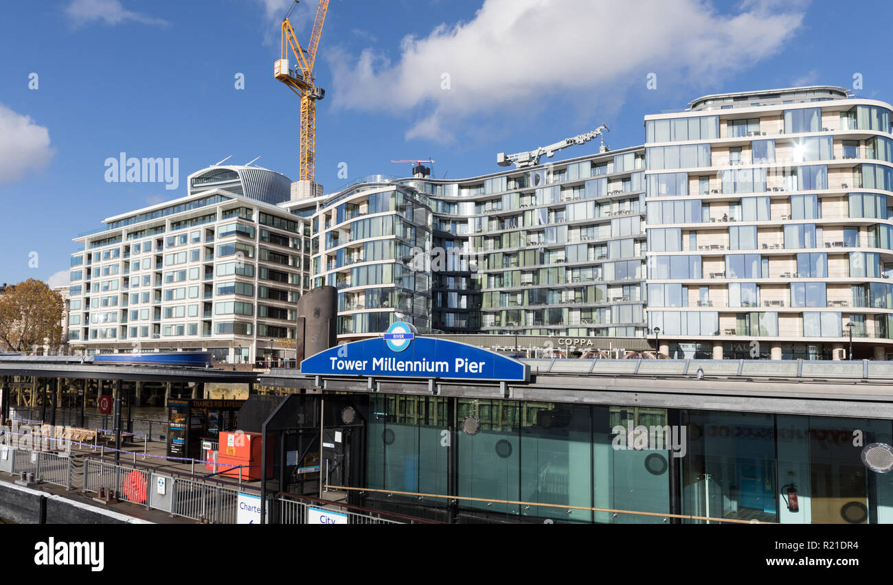 Tower Millennium Pier Stockfotos und -bilder Kaufen - Alamy