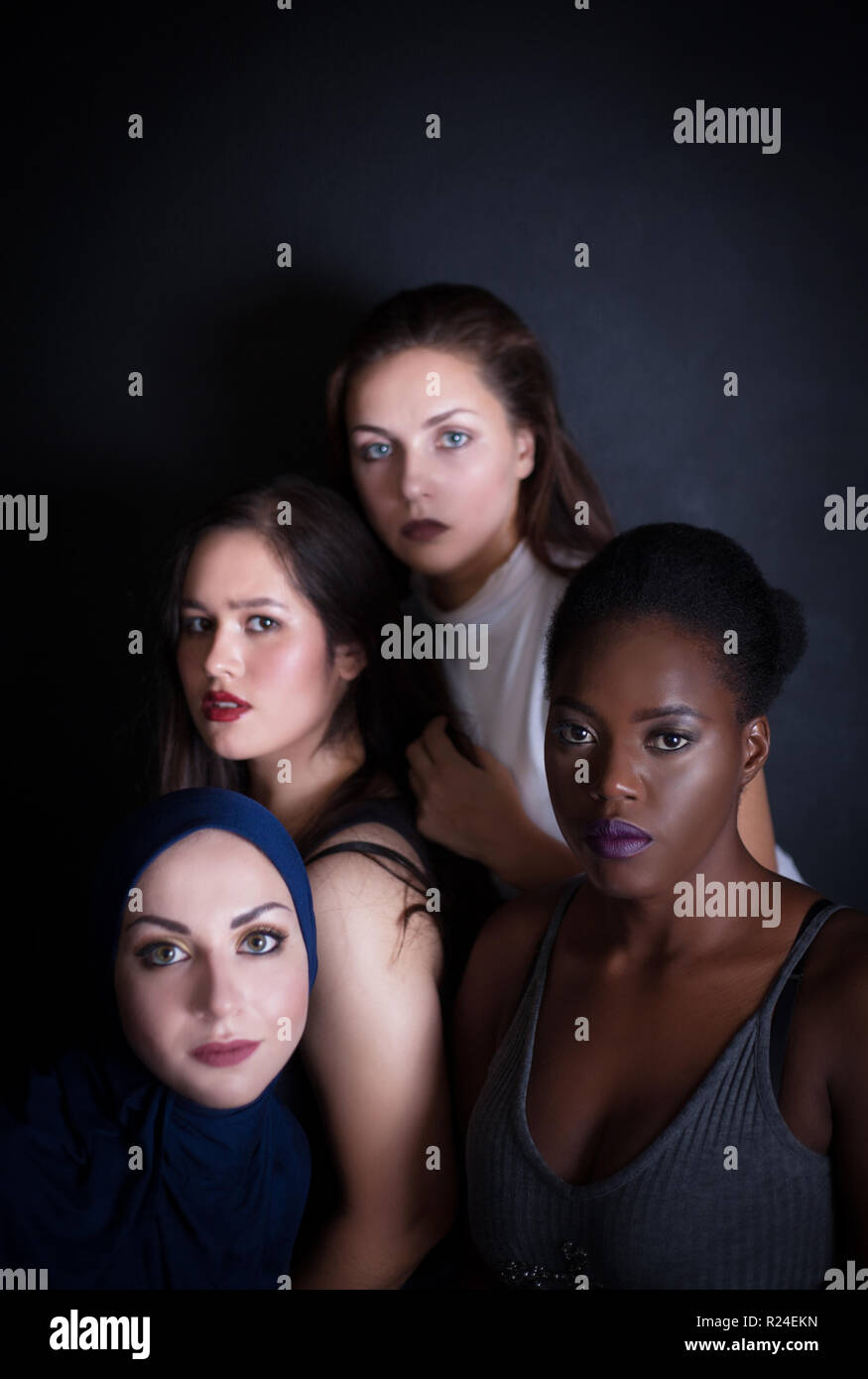 Unterschiedliche hautfarbe -Fotos und -Bildmaterial in hoher Auflösung ...