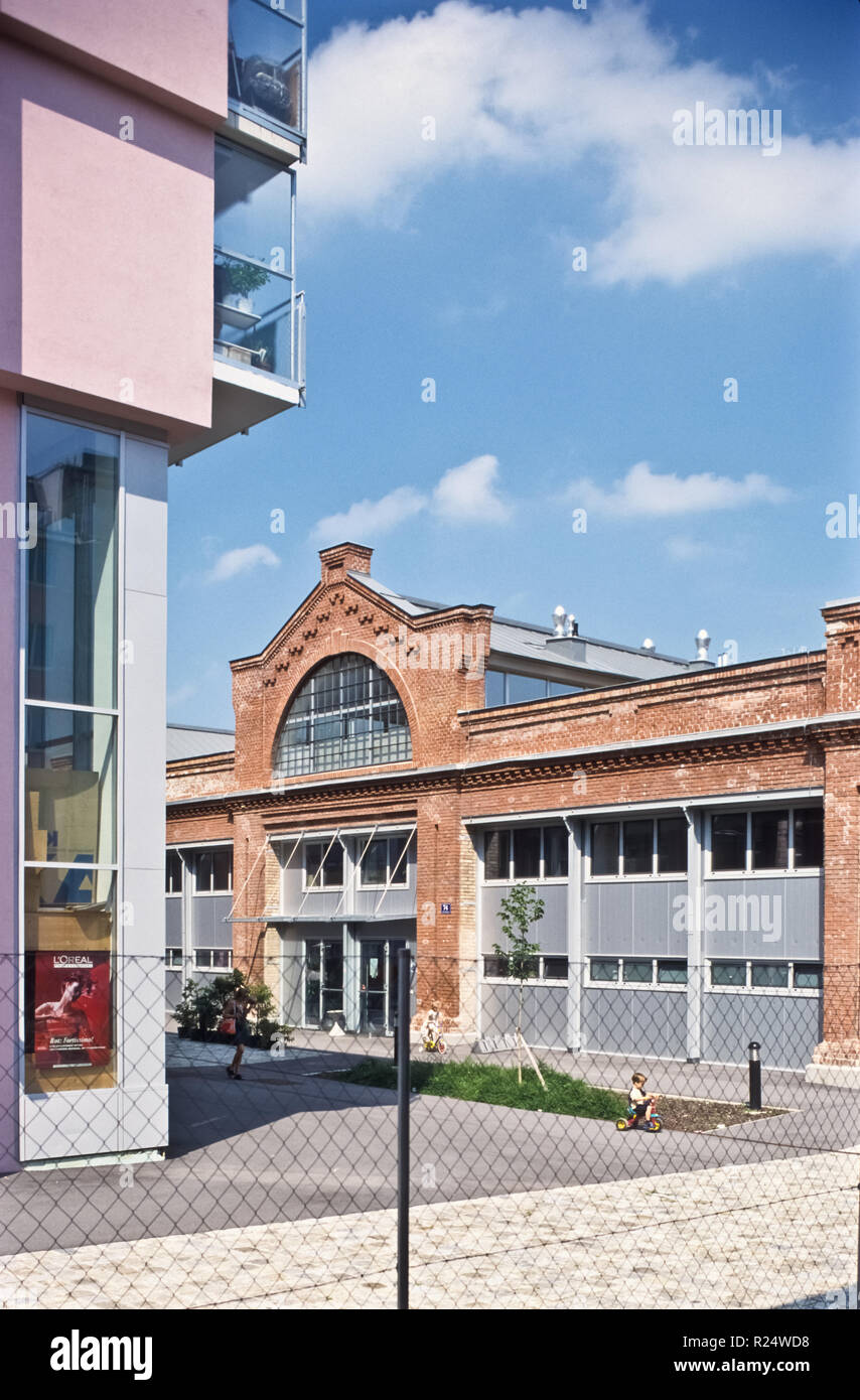 Die Remise Währing, Kreuzgasse ist eine ehemalige, denkmalgeschützte ...