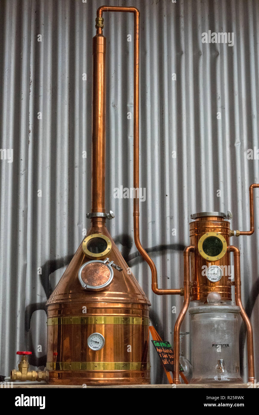 Copper Tanks Brewery Stockfotos und -bilder Kaufen - Alamy