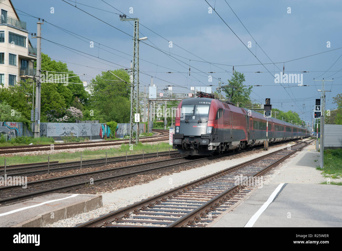 öbb railjet austria -Fotos und -Bildmaterial in hoher Auflösung – Alamy
