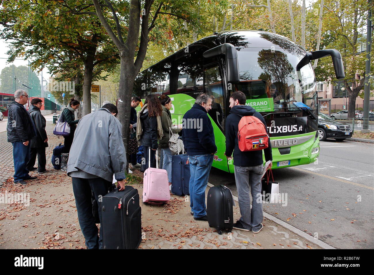 Italienischer flixbus -Fotos und -Bildmaterial in hoher Auflösung – Alamy