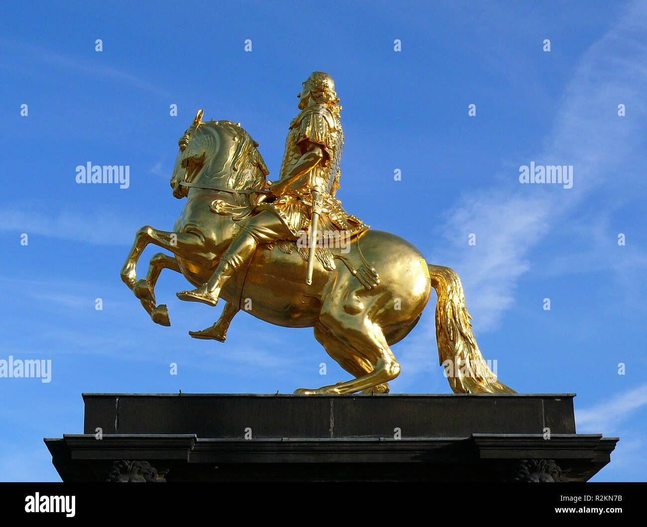 Zum starken august -Fotos und -Bildmaterial in hoher Auflösung – Alamy