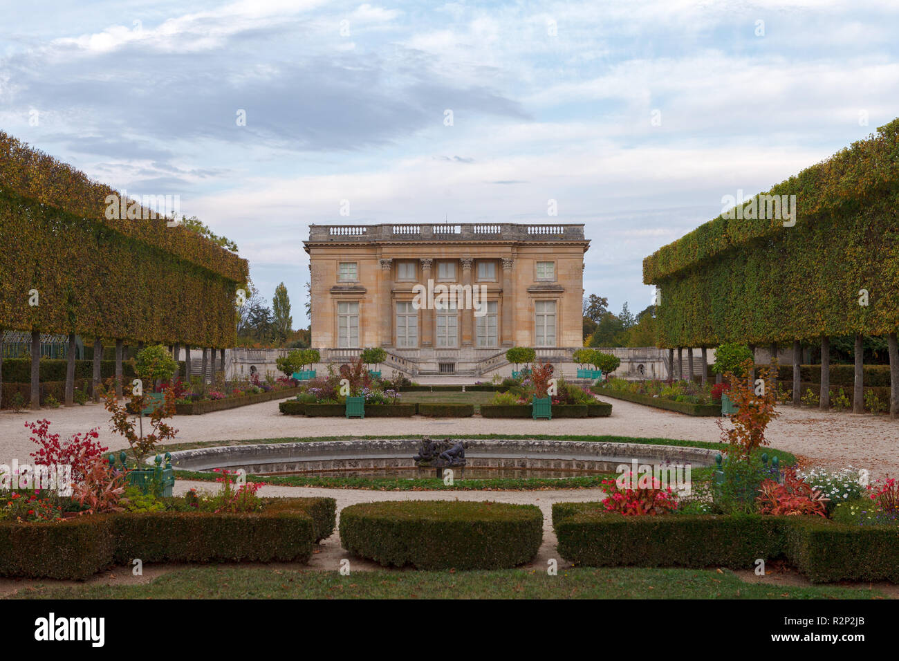 Grand trianon palace -Fotos und -Bildmaterial in hoher Auflösung – Alamy