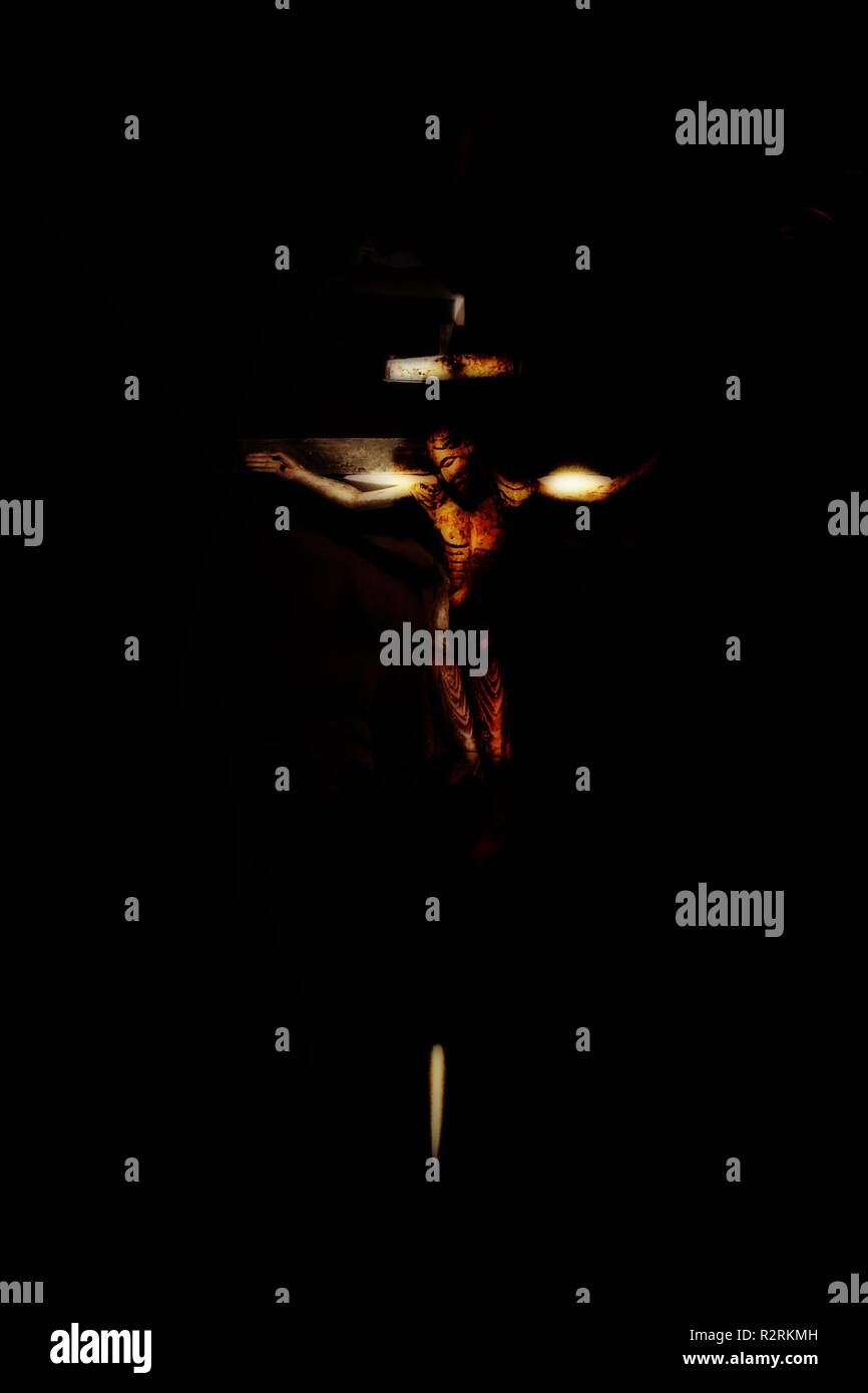 Kreuz kreuzigen -Fotos und -Bildmaterial in hoher Auflösung – Alamy