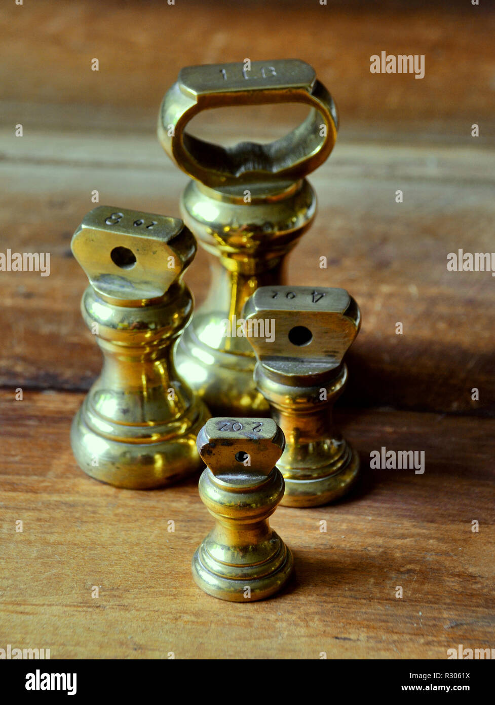 Imperial weights for weighing scales -Fotos und -Bildmaterial in hoher ...