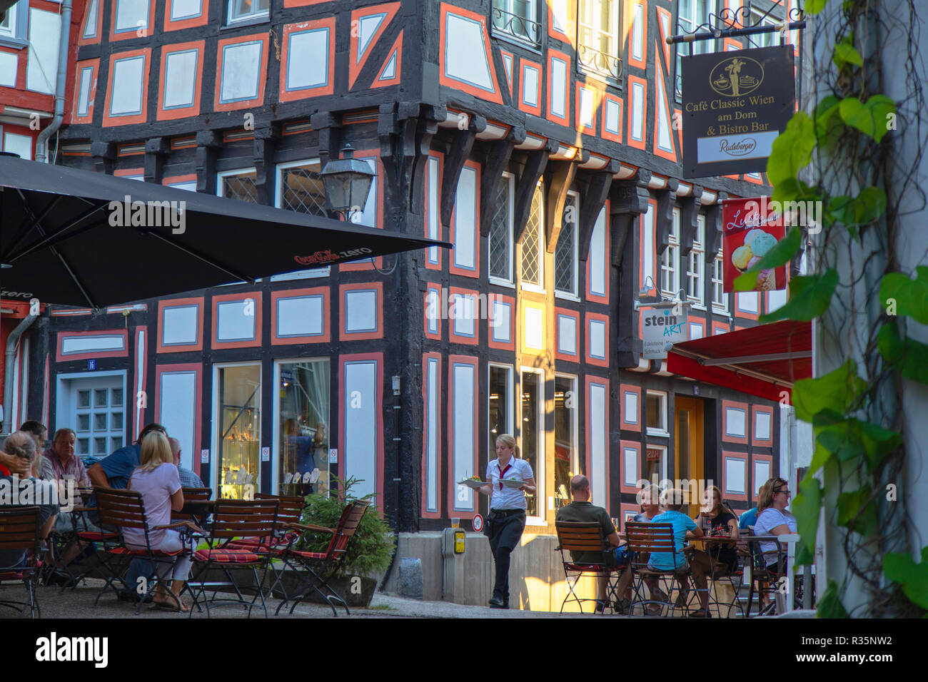Fischmarkt in limburg -Fotos und -Bildmaterial in hoher Auflösung – Alamy