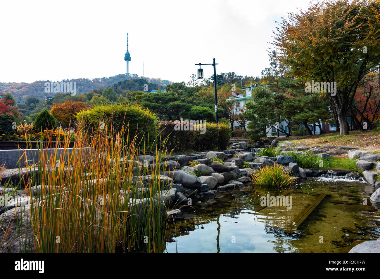 Namsangol hanok village -Fotos und -Bildmaterial in hoher Auflösung – Alamy