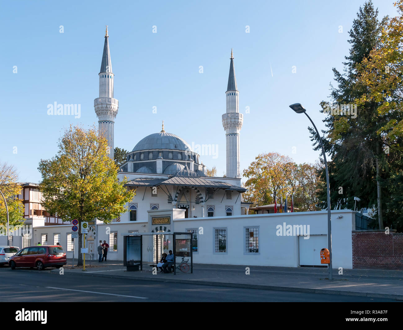 Sehitlik moschee berlin -Fotos und -Bildmaterial in hoher Auflösung – Alamy
